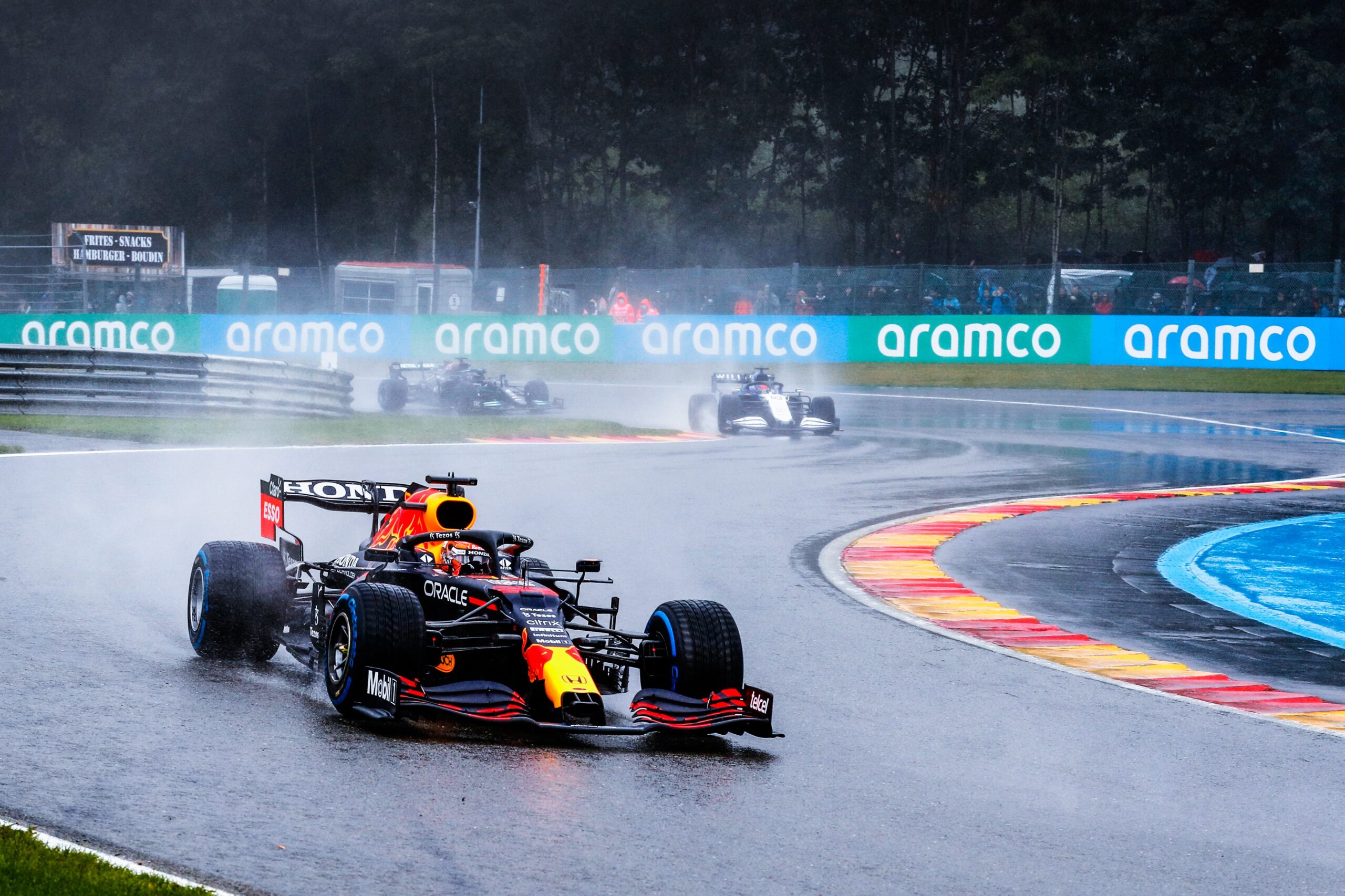 Fórmula 1 distribui metade dos pontos e Russell sobe ao pódio em ...